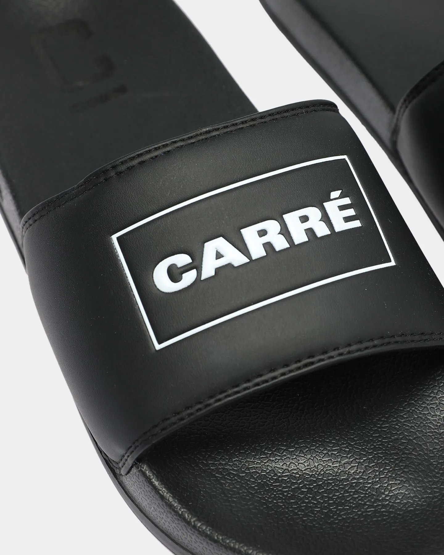 Carré Box Classique Slide Black | Culture Kings NZ